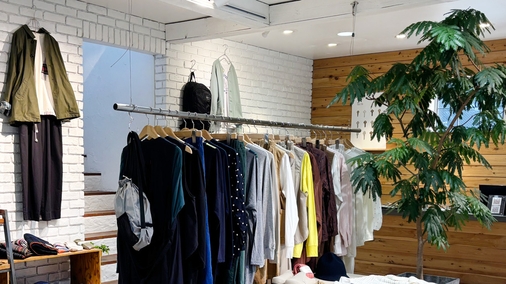 N/L. grin. MALK- autumn fair – - MALK store
